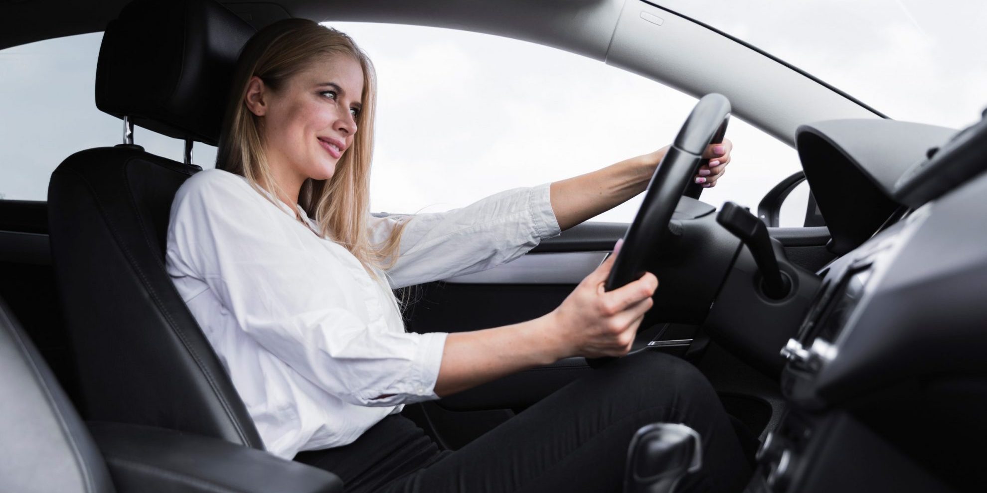 4 Basic Windshield Maintenance Tips - Inland Empire Autobody & Paint Inc.